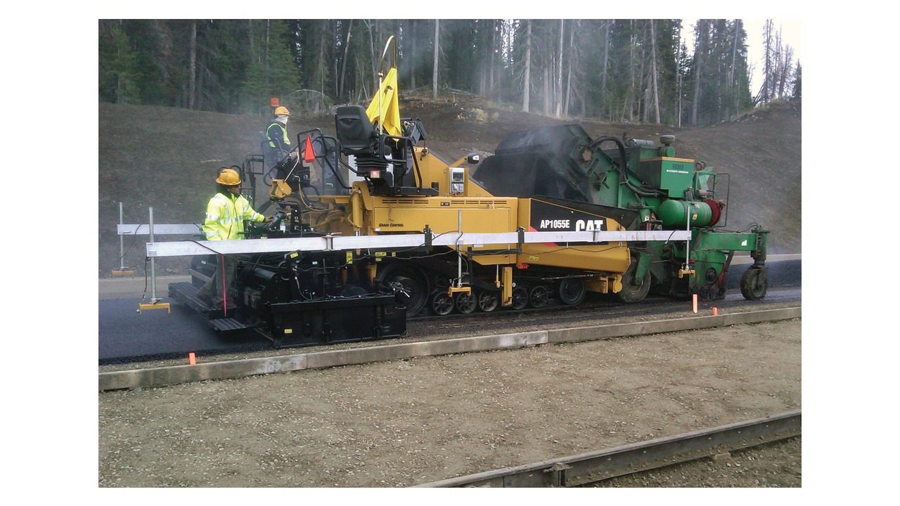 Asphalt Paver Operation