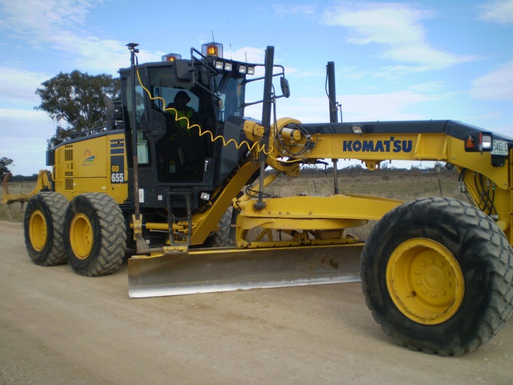 Fine Grading for Pavement