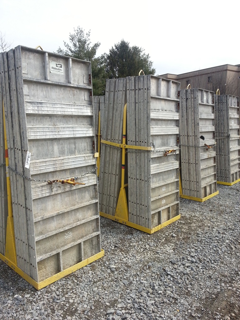 Forming Concrete Foundation Walls